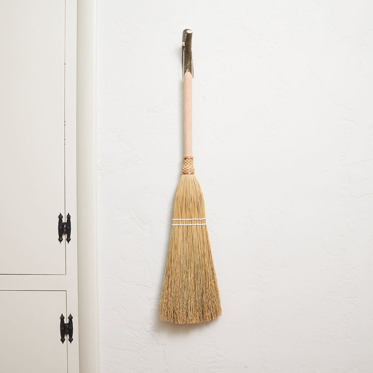 Custodian Studio | Shaker Broom with Natural Bristle – Housework