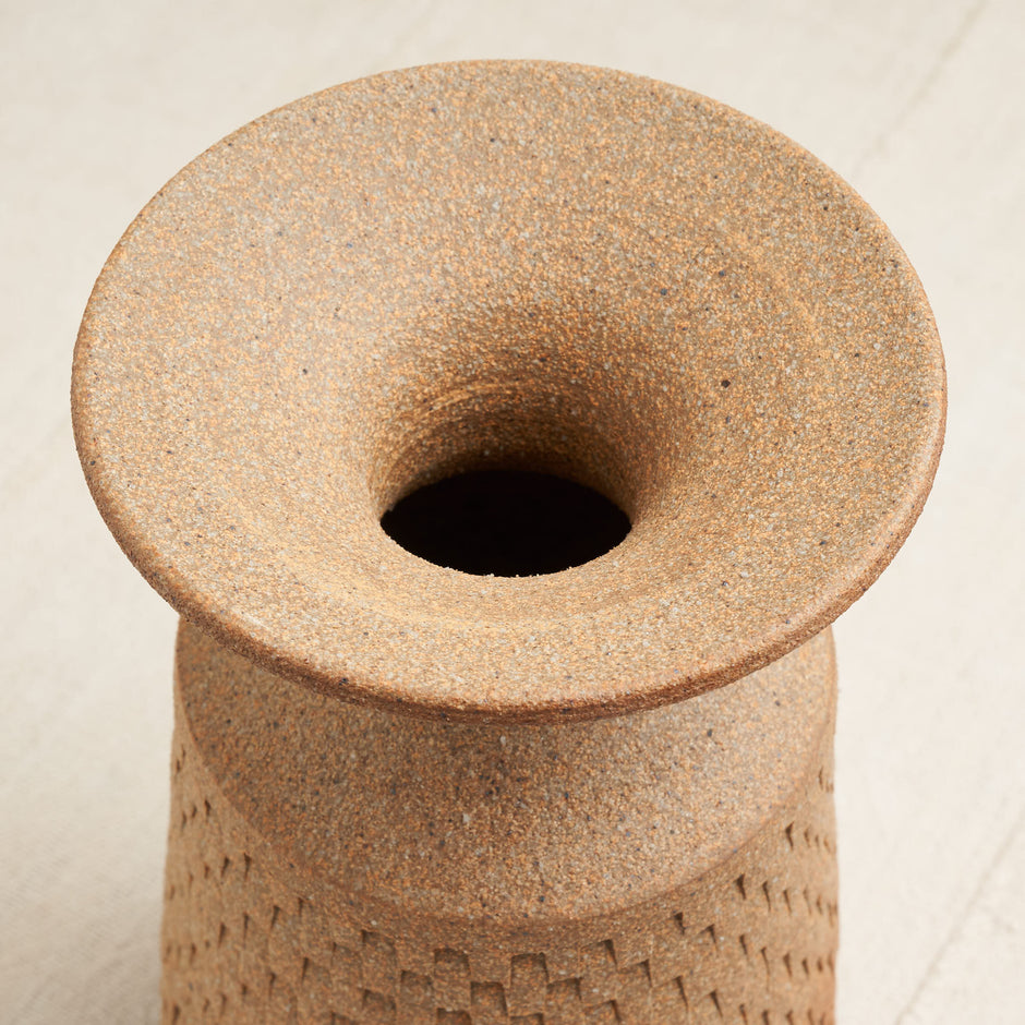 BD Pottery | Minimalist Designer Ceramics at Housework